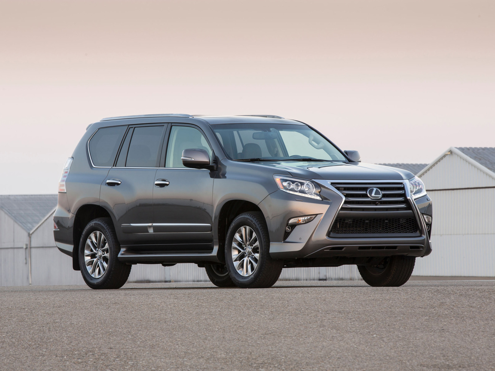 El Lexus GX460 también se somete a un lavado de imagen - Motor digital